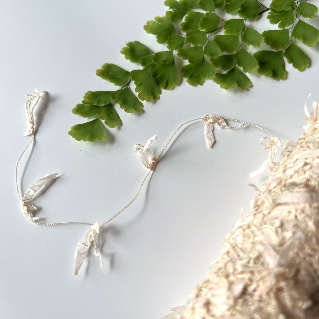 AVRIL Yarn Minicone Syousenshi Russell Shell | MYSTIKO HOUSE